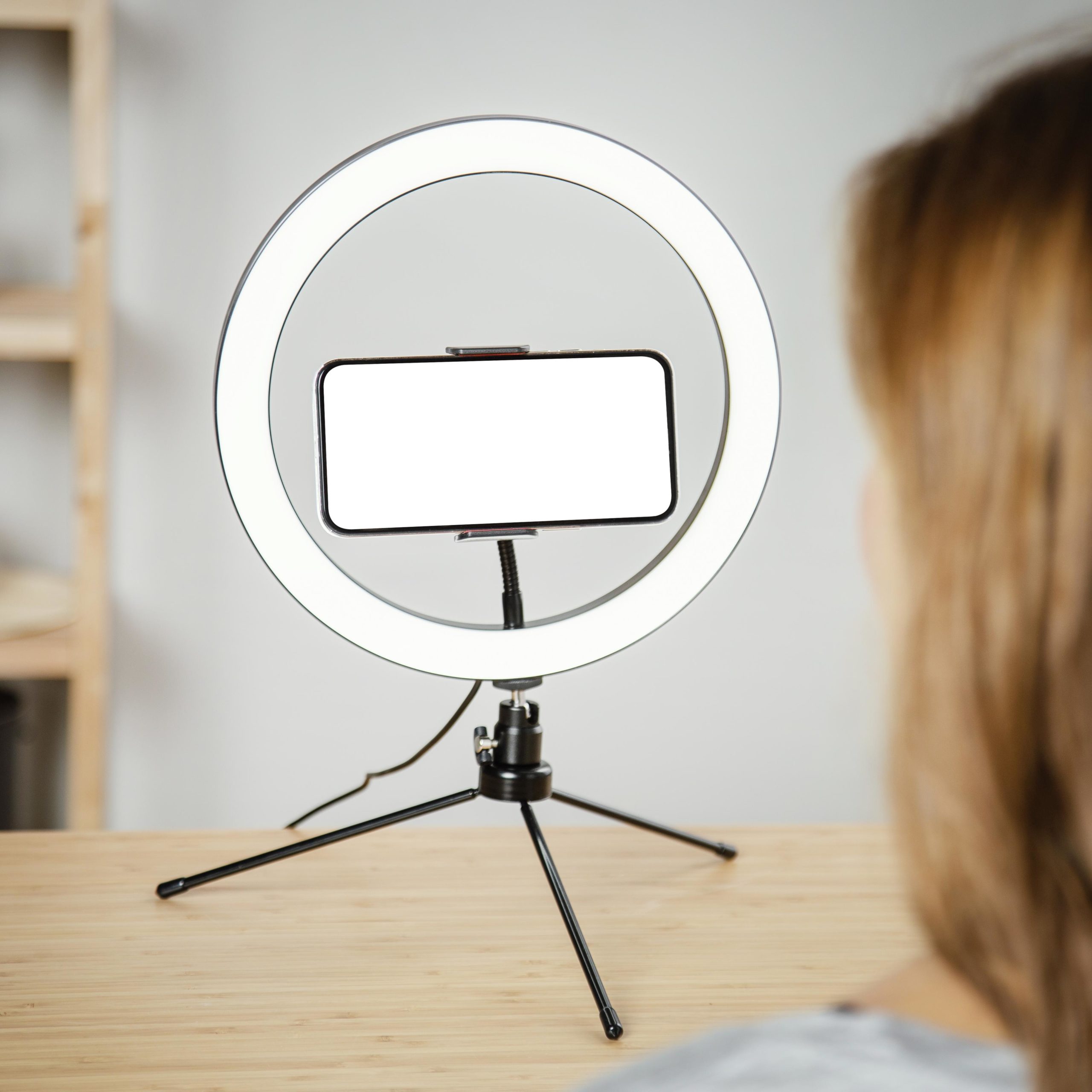 Ring Lights for Teachers: How to Look Professional in Online Classes ...